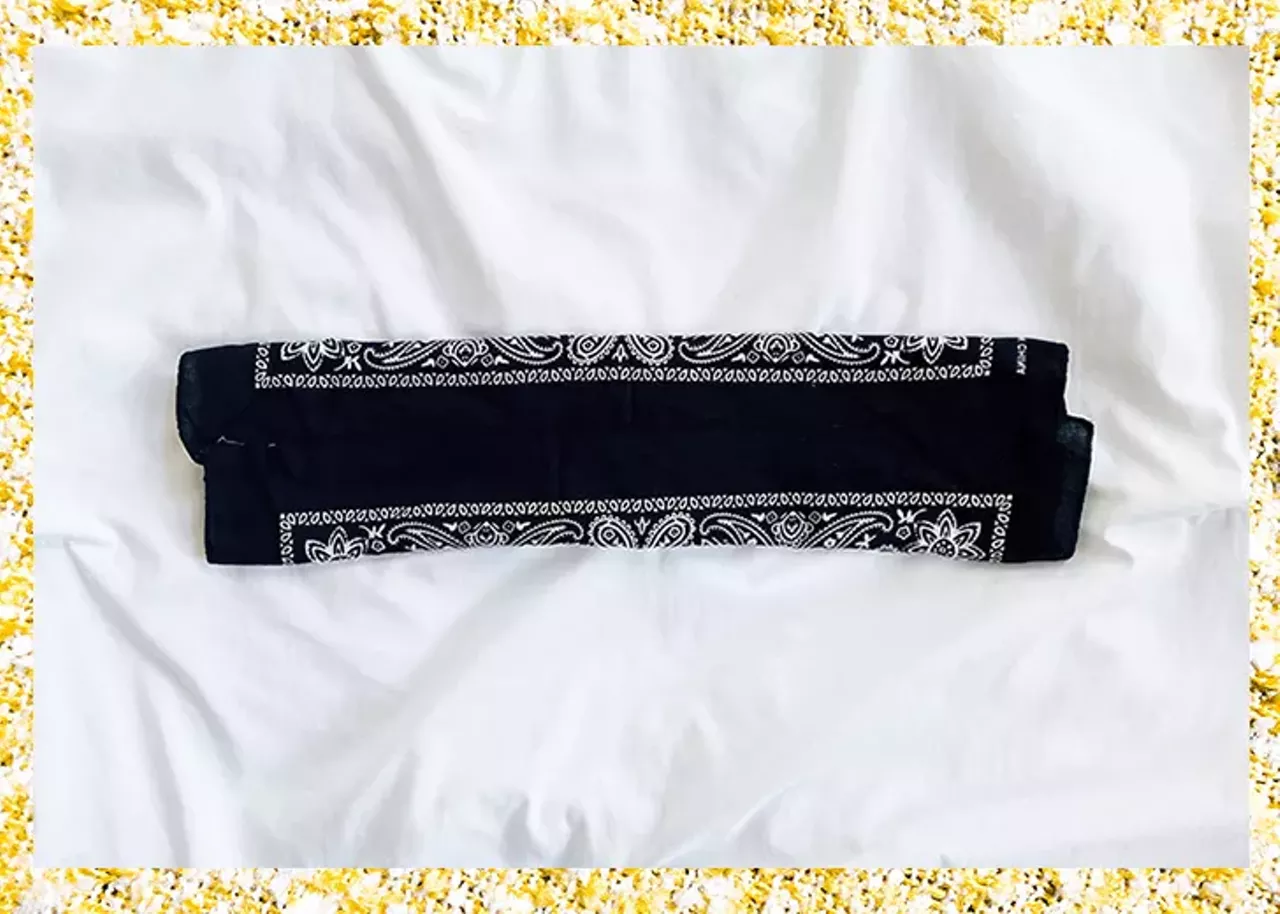 A Step-by-Step Guide for Making a Simple No-Sew DIY Face Mask | San ...