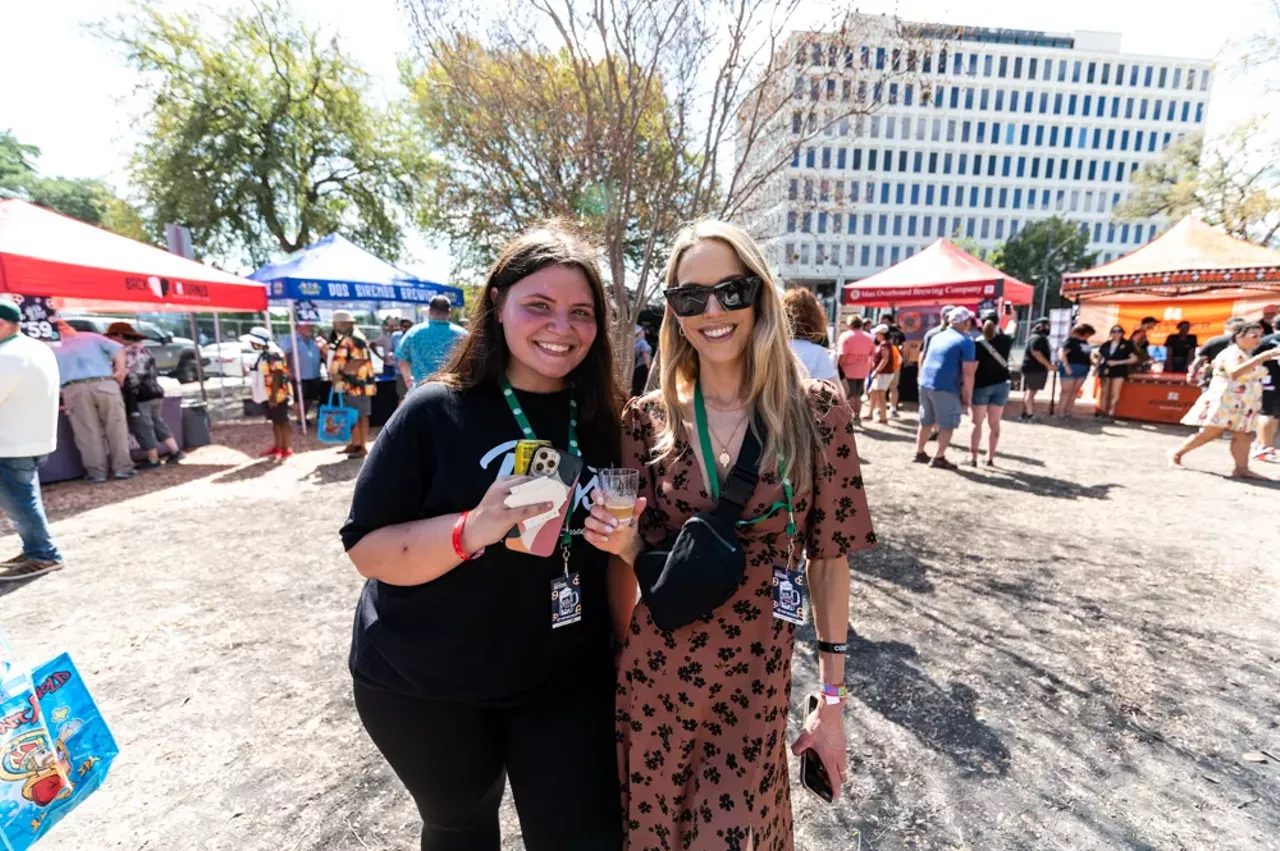 Everyone we saw having fun at the 2022 San Antonio Beer Festival | San ...