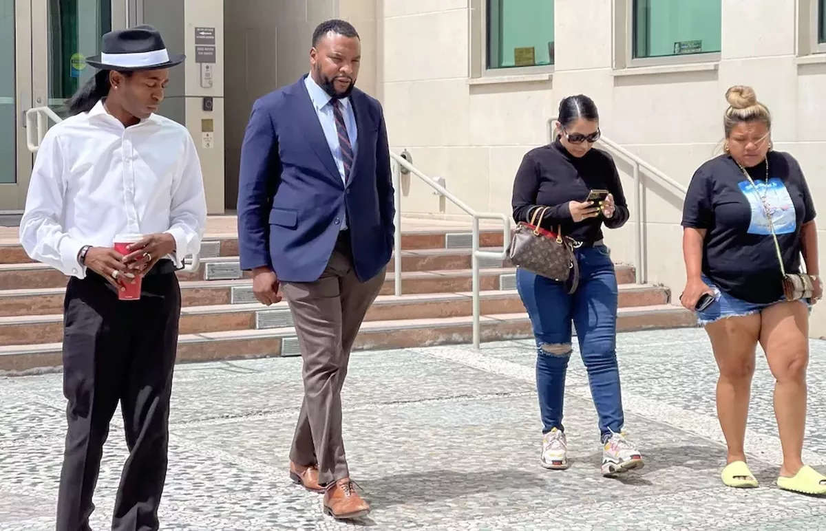 Family will seek murder charge against San Antonio cop who shot 13-year ...