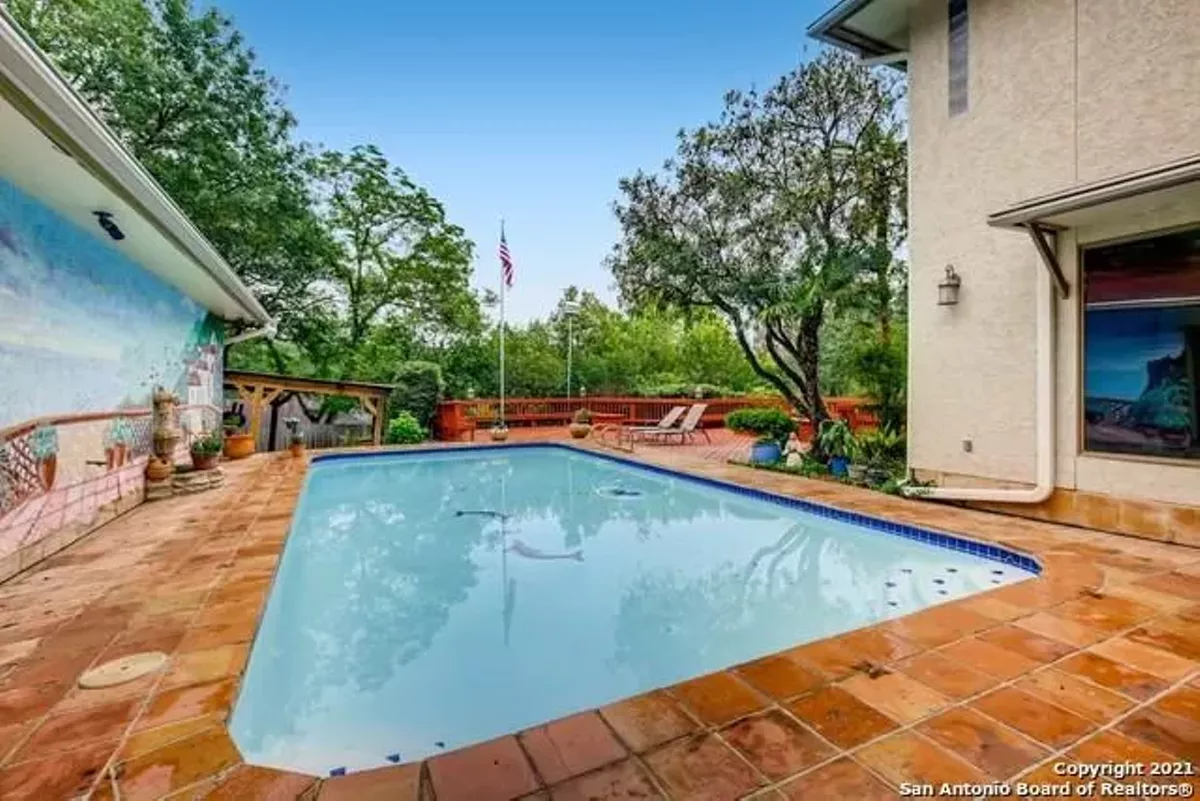This San Antonio home comes with murals by an artist who did work at ...