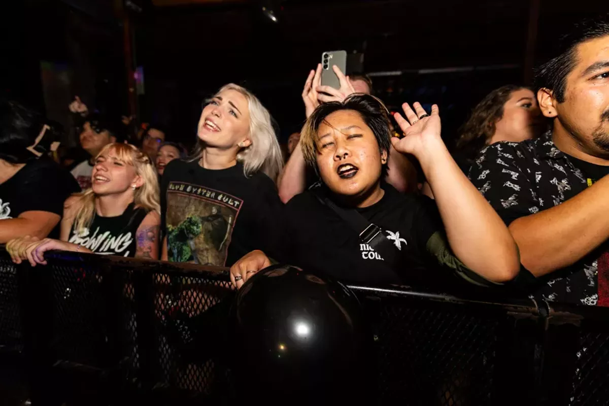 Everyone we saw singing along at the San Antonio stop of The Emo Night ...